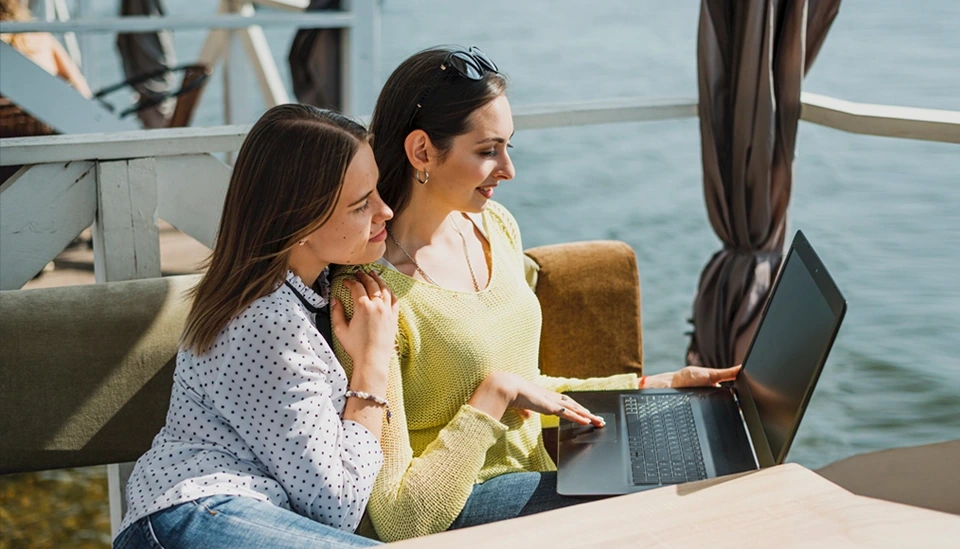 Best Internet for Boats – Top 4 Reliable & Speedy Options